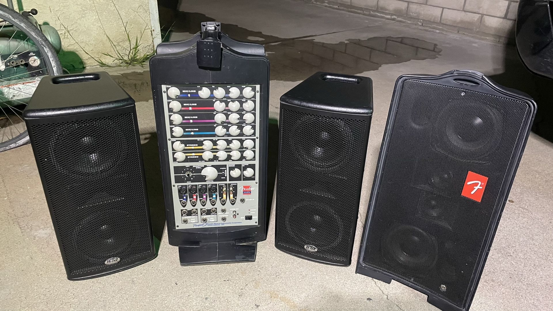 FREE B52 MATRIX-200 Portable PA System for Sale in Long Beach, CA - OfferUp