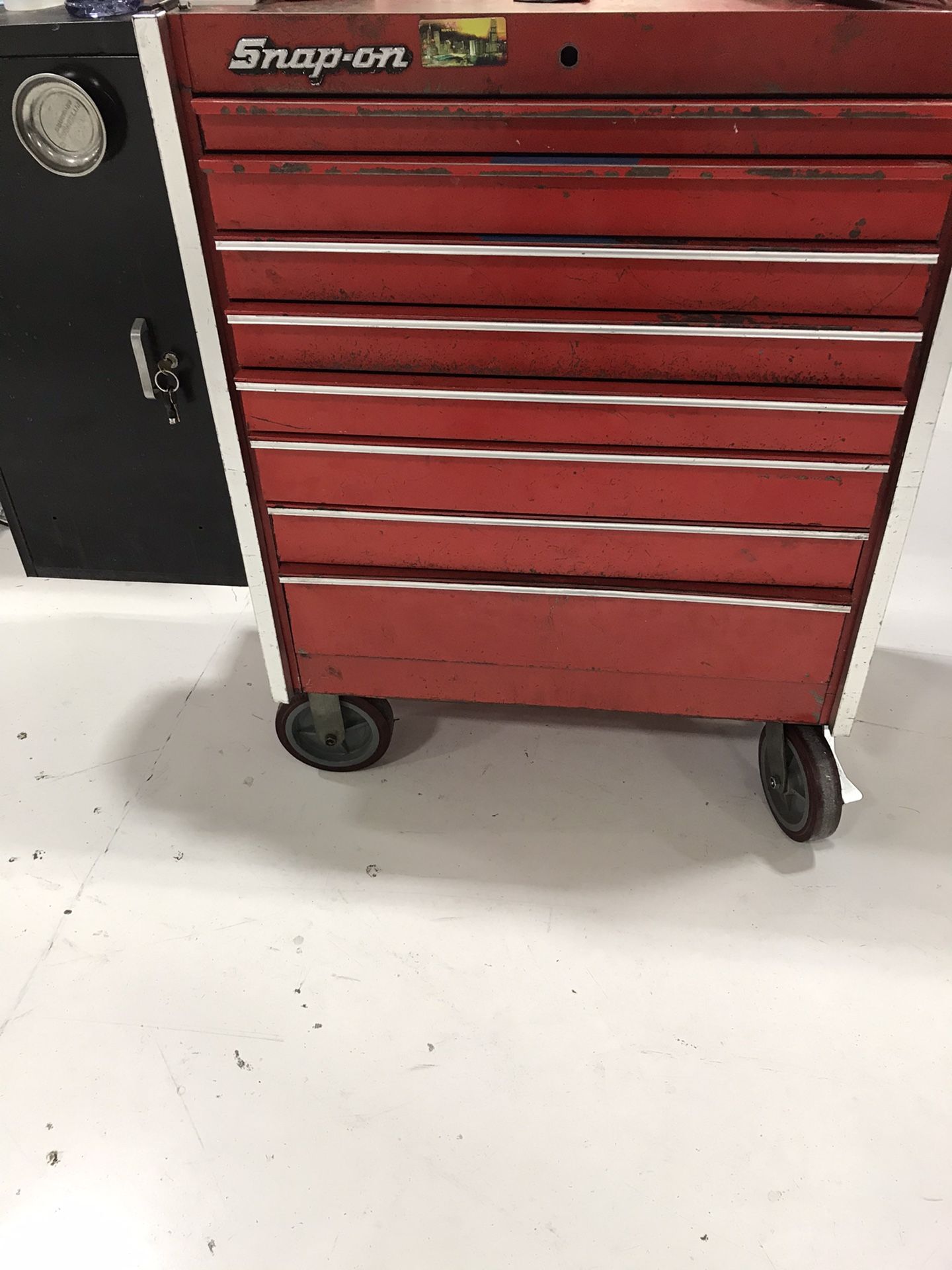 Snap on 8 drawer box w Matco cabinet for Sale in Mesa, AZ - OfferUp