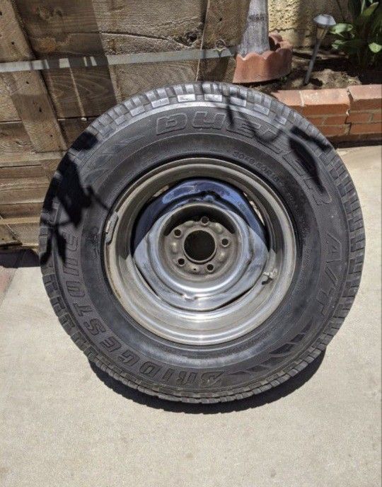 (1) 15 inch Stock steel Chevy / GMC truck or van rims. 5 on 5 steelies ...