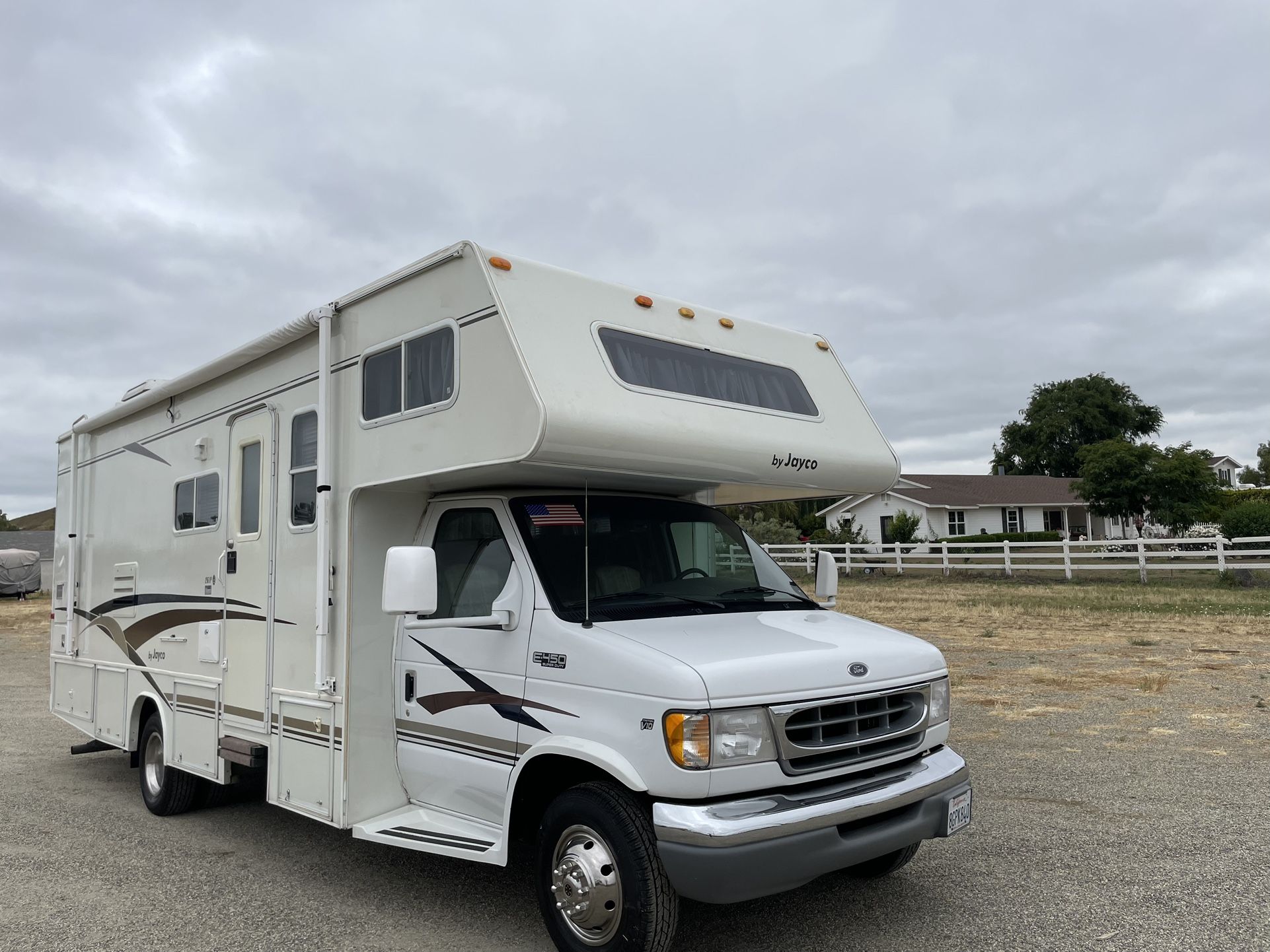 2002 Jayco Eagle Class C 26Ft With Super Slide for Sale in Winchester ...