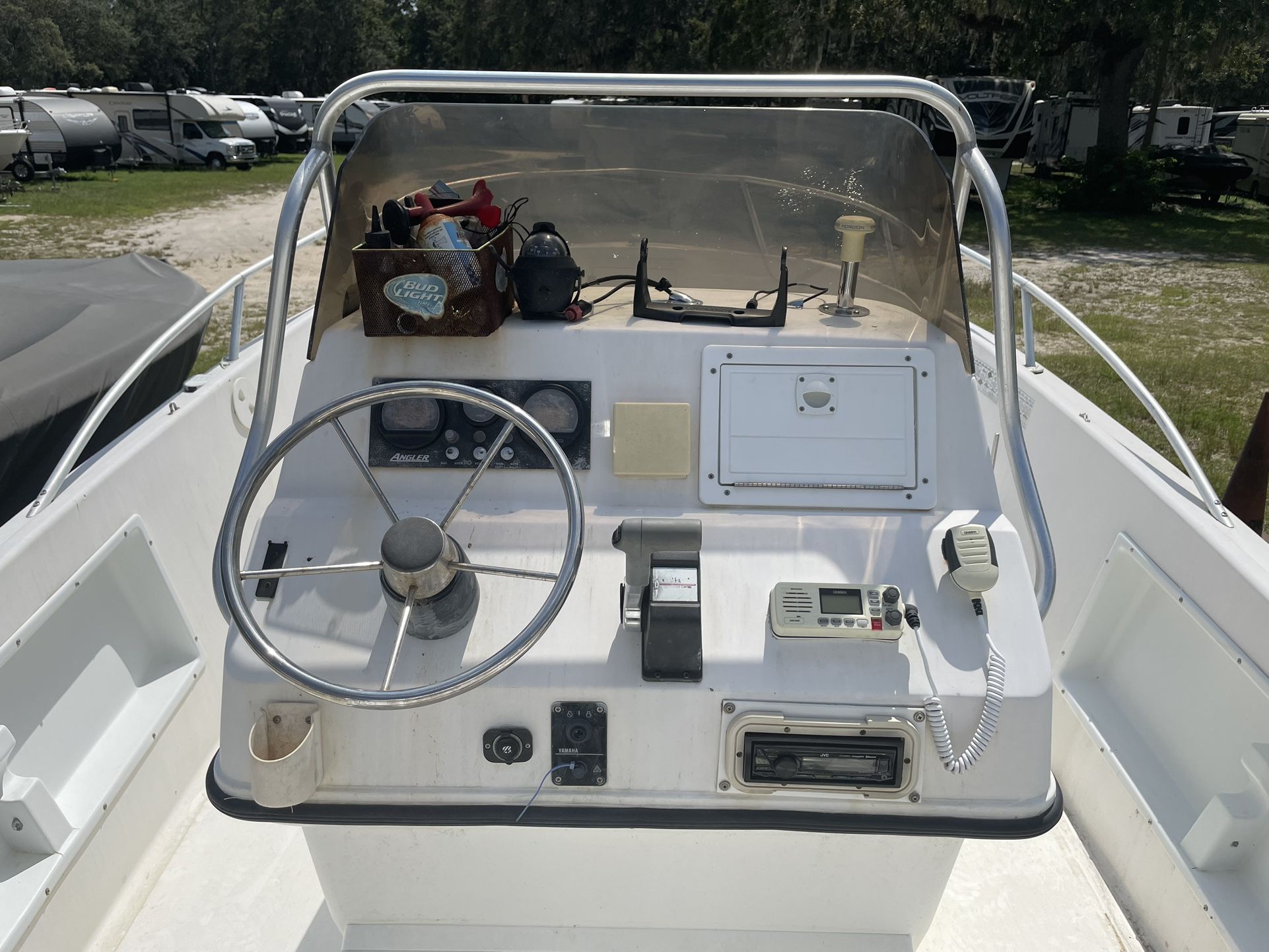 2001 Angler 22' , 200 hp Yamaha 2-stroke for Sale in Ormond Beach, FL ...