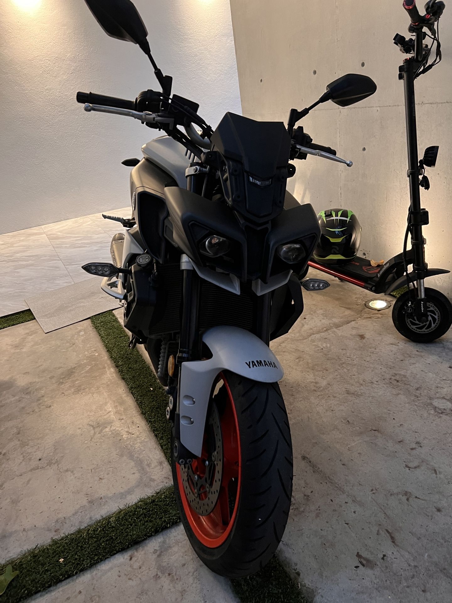 2019 Yamaha MT10 for Sale in Miami Beach, FL - OfferUp