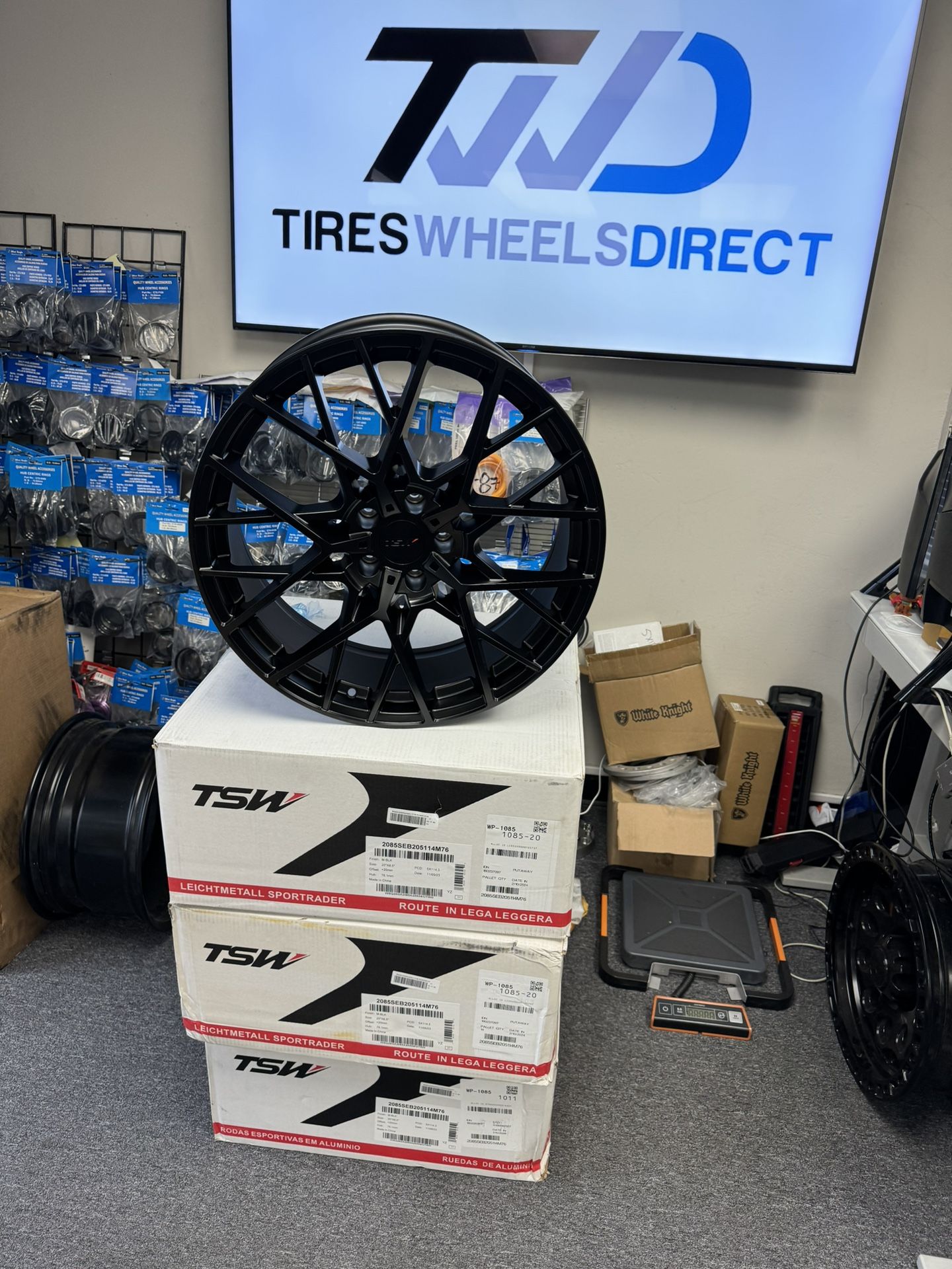 Tsw Sebring Size 20x8.5 Offset +20 Bolt Pattern 5x114.3 Fits Nissan ...
