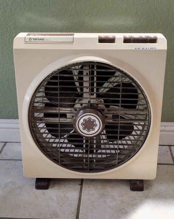 TATUNG BFB-12 DELUXE 360 DEGREE ROTATOR 3 SPEED 12" BOX FAN ~ WORKS ...