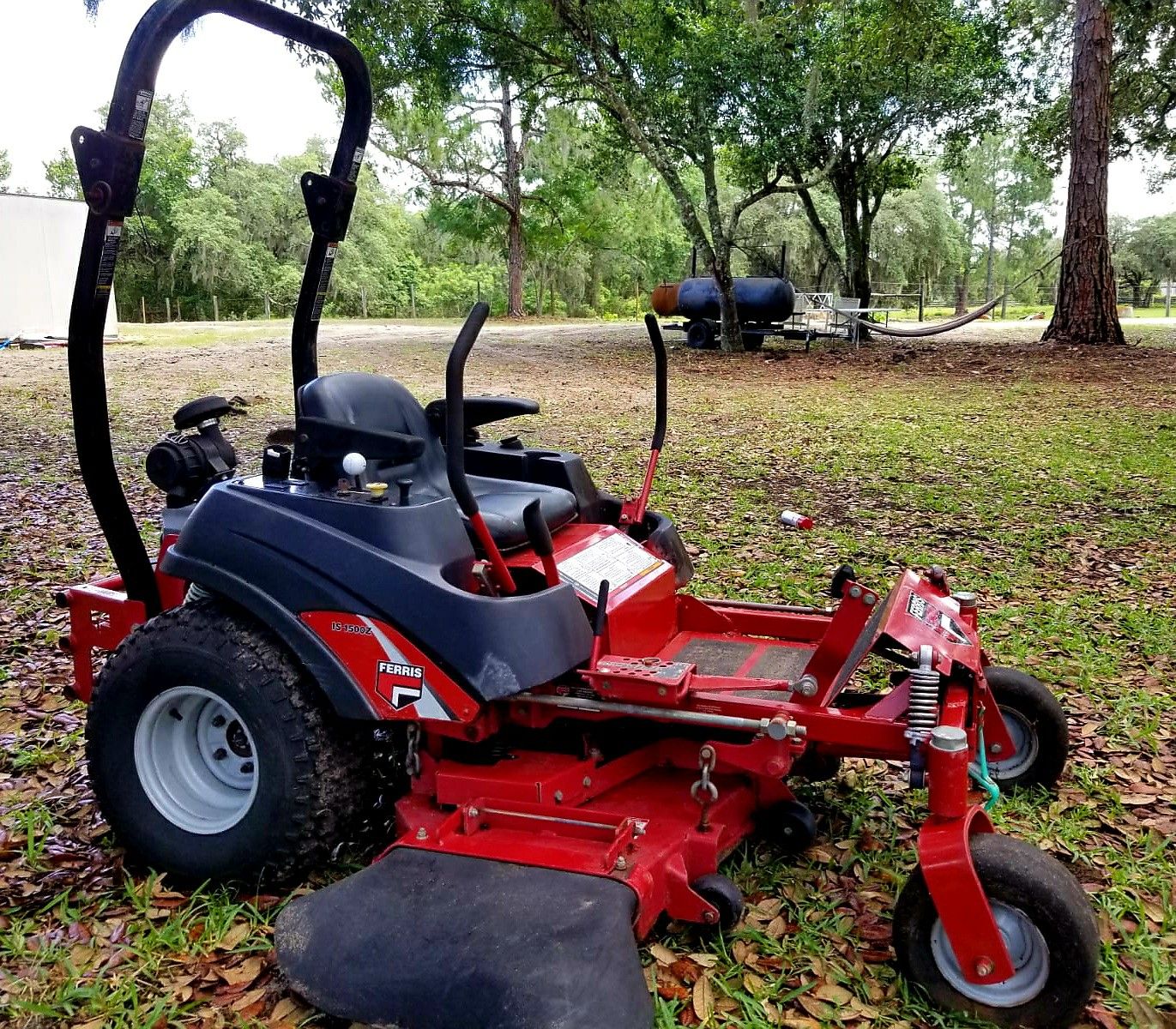 Ferris IS1500 44inch deck Zero turn riding lawn mower for Sale in ...