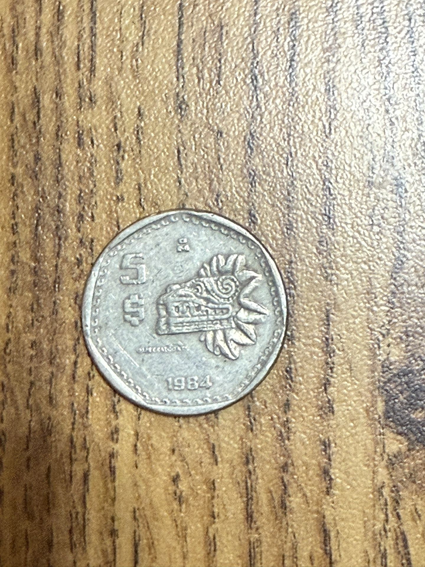 5 Pesos Mexican Coin. Commemorating Aztec Feathered Serpent God ...