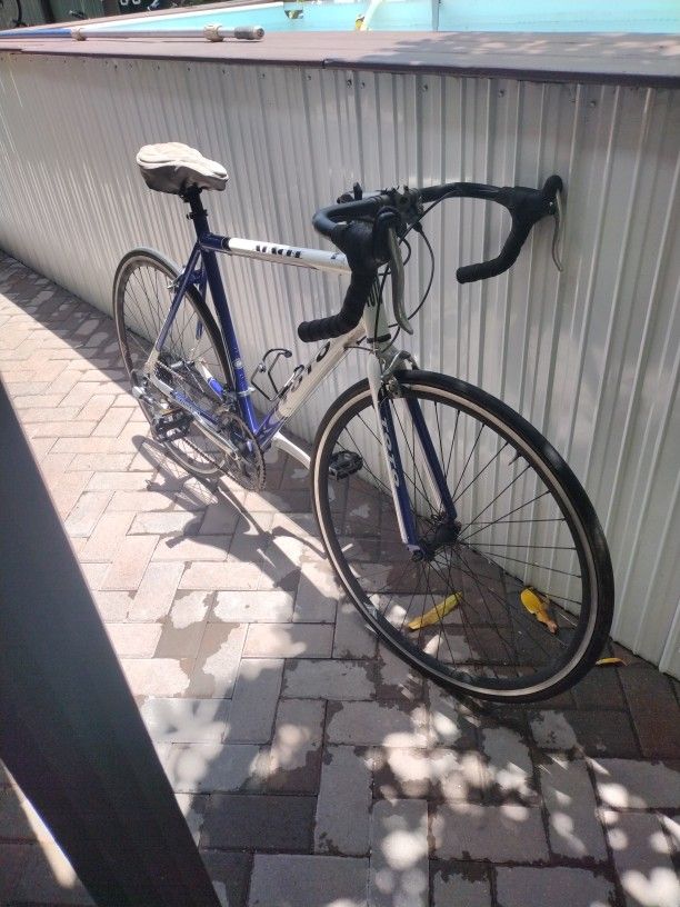 Bicycle Toto Speed Bike for Sale in Miami, FL - OfferUp