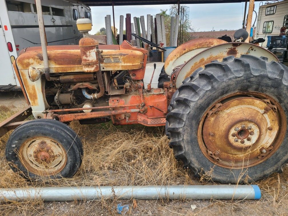 RARE Ford Tractor. Selling As Is for Sale in Reedley, CA - OfferUp