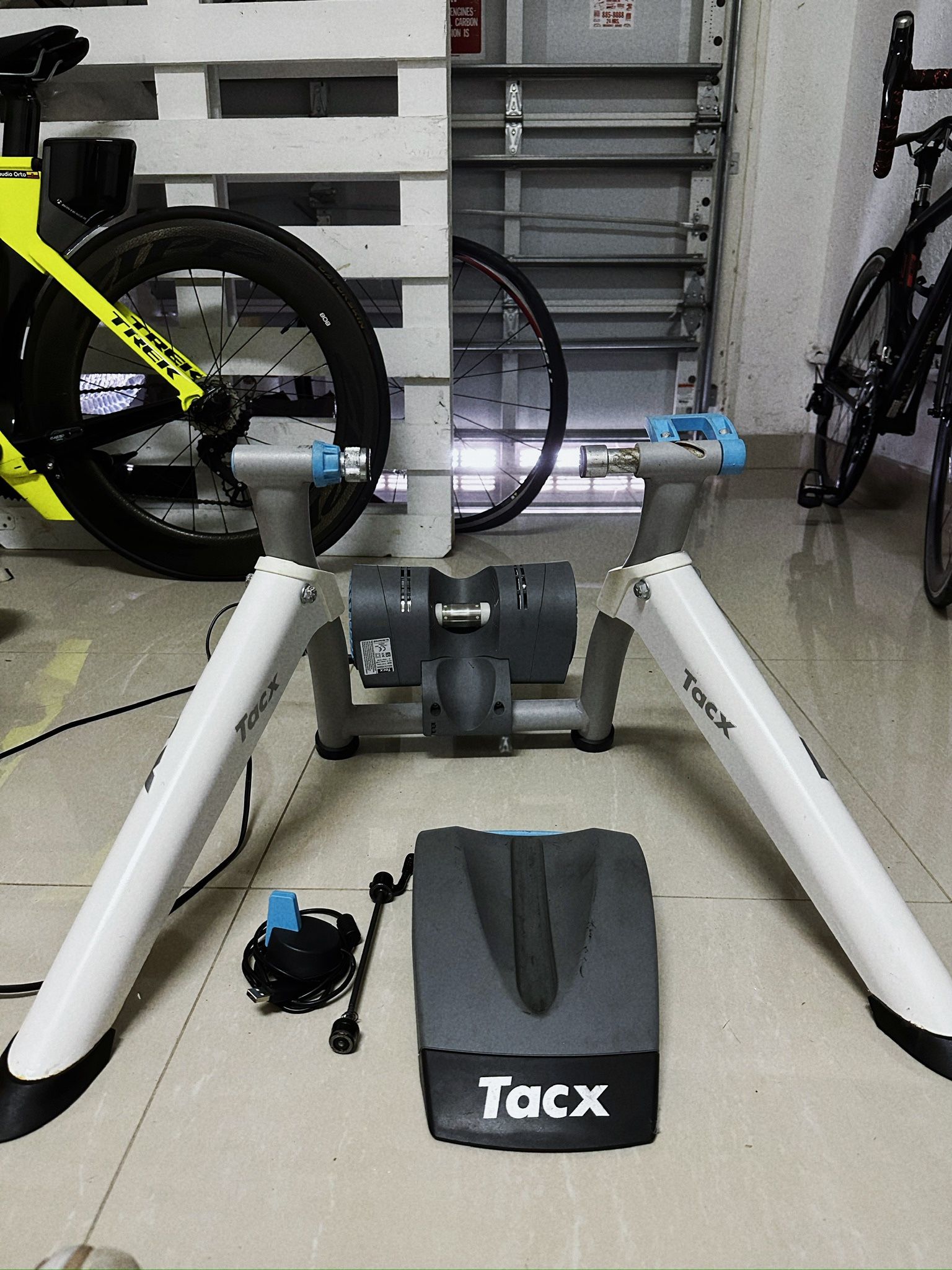 Tacx Vortex Smart Trainer(T2180) + Garmin TacX ANT+ Antenna - Great ...