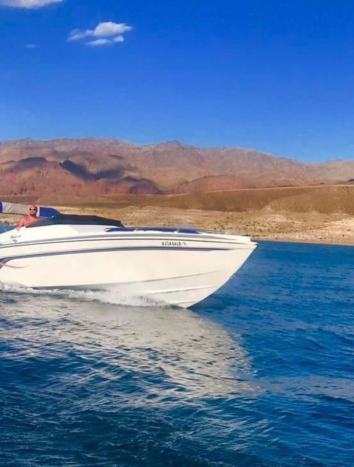 Hallett 255 For Sale - ZeBoats