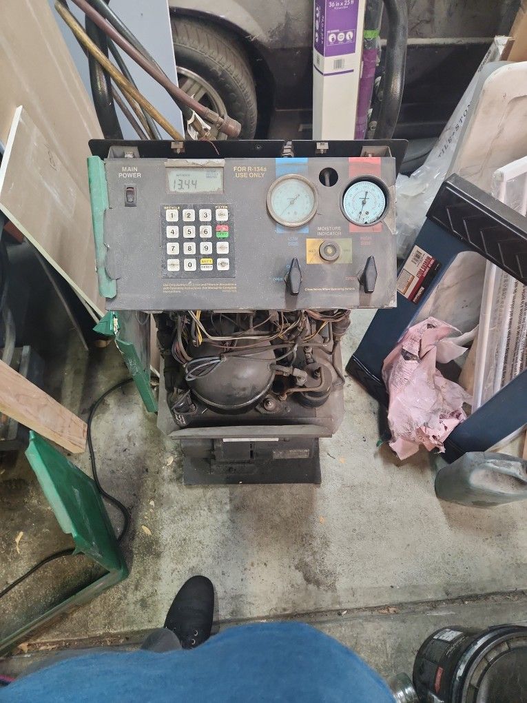 R134A Ac Machine Robinair 17534 for Sale in Burbank, IL - OfferUp