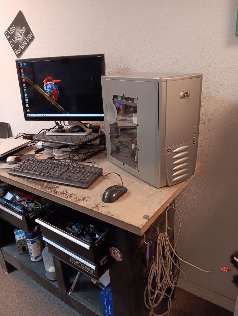 Intel Quad Core Tower W/ Windows 10 for Sale in Henderson, NV - OfferUp