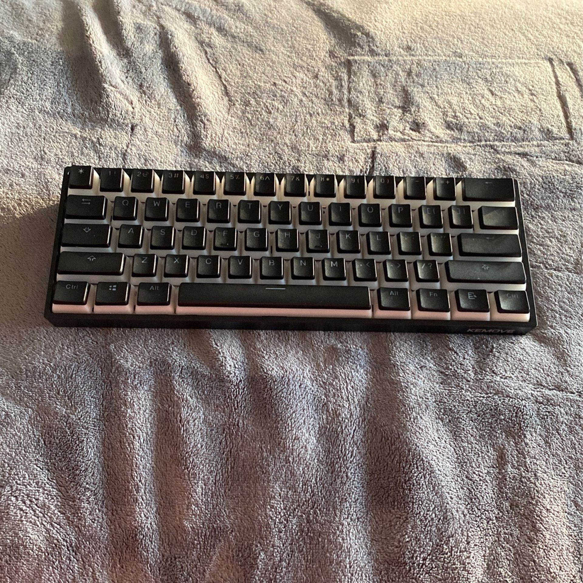 Custom 60% Keyboard for Sale in Phoenix, AZ - OfferUp