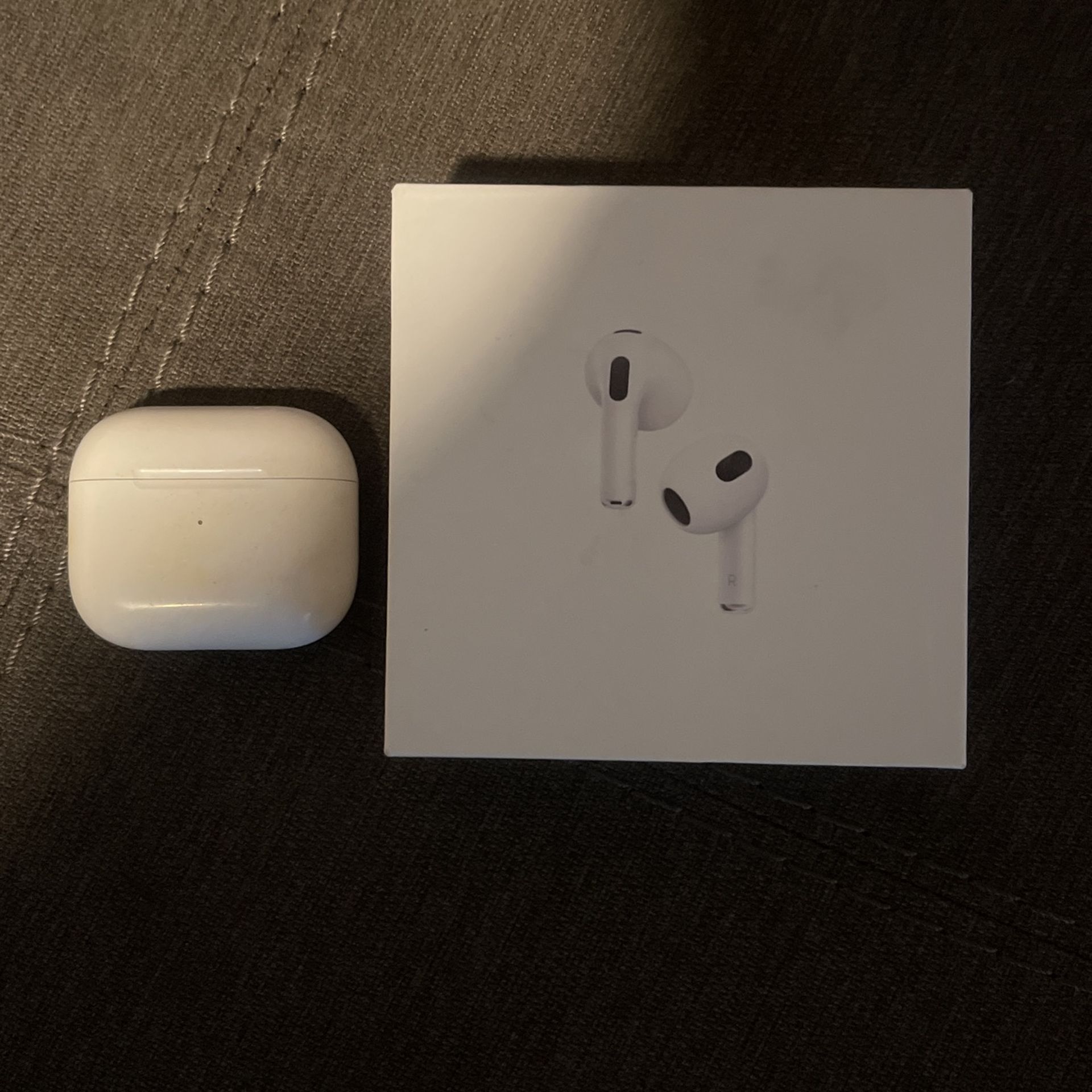 Air Pods 3rd Generation for Sale in Visalia, CA - OfferUp