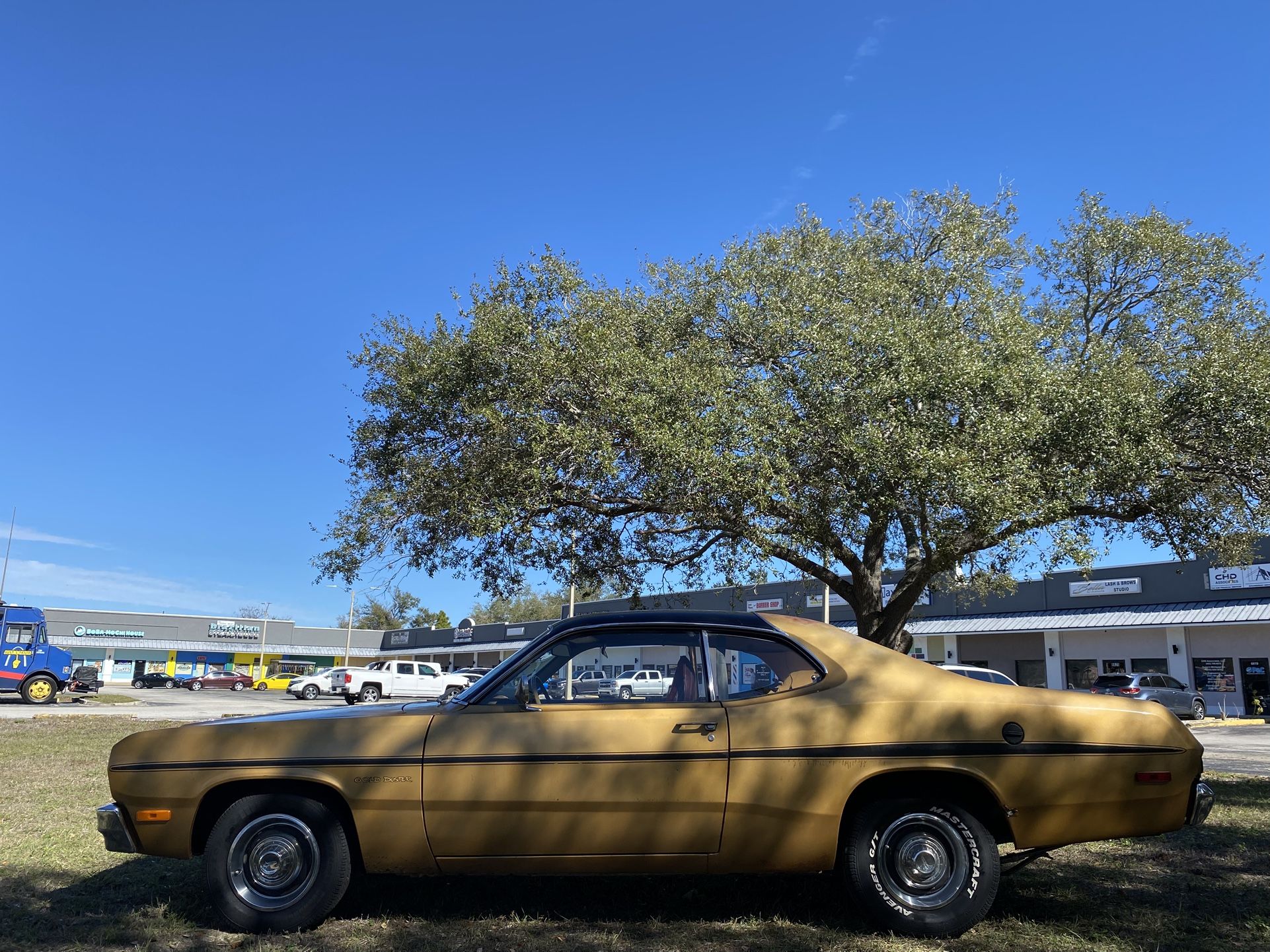1973 Plymouth Gold Duster for Sale in Pinellas Park, FL - OfferUp