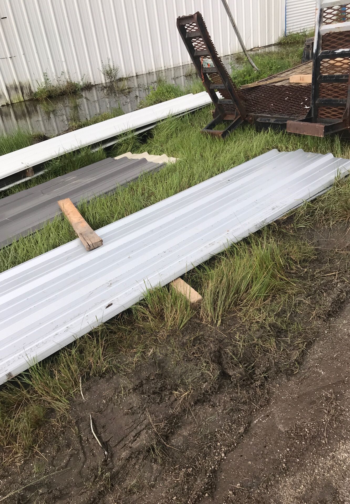 Roofing metal diff lengths 10 to 29 feet 3 ft wide $2.50 a running foot ...