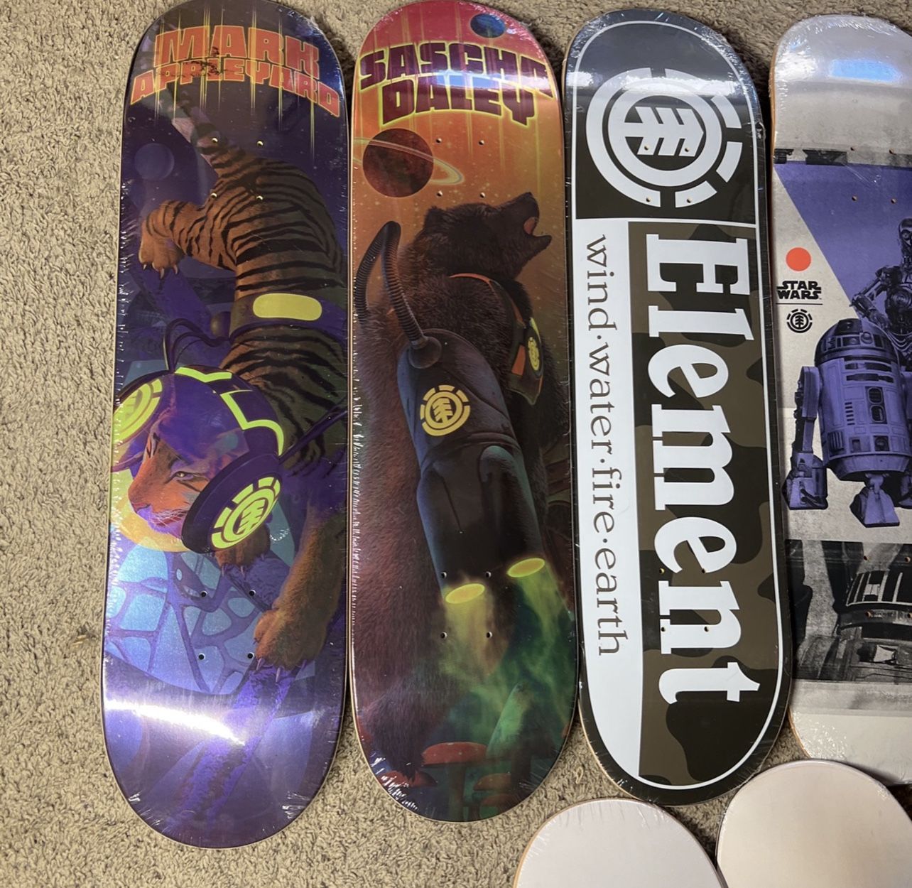 8.2 - 8.25“ Skateboard Decks Element / Globe for Sale in Las Vegas, NV - OfferUp