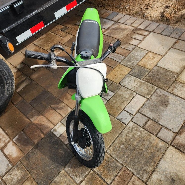 Kawasaki Pee Wee 50 for Sale in Hemet, CA - OfferUp