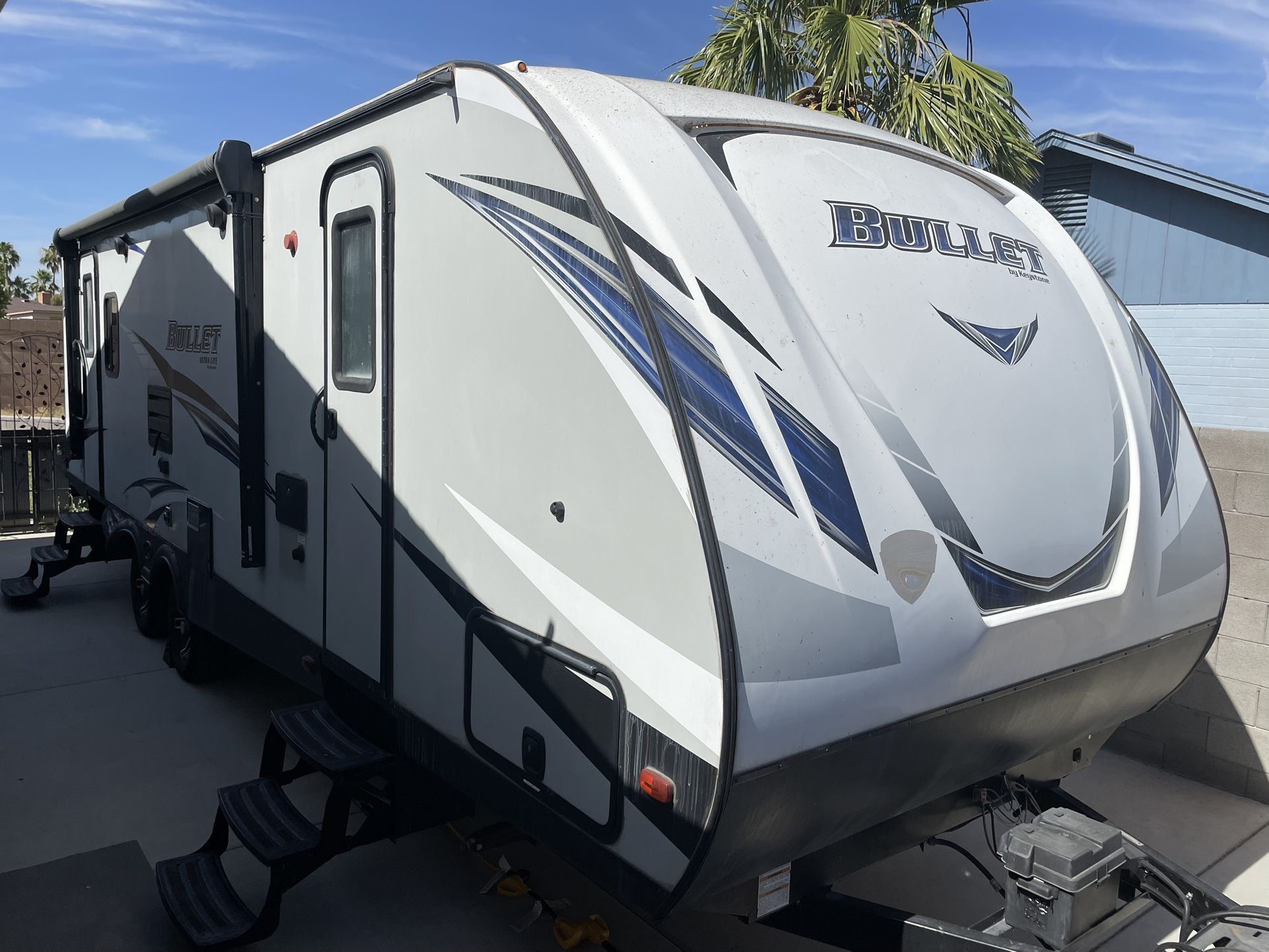 2019 Keystone Bullet RV Ultra Lite Edition. for Sale in Mesa, AZ - OfferUp