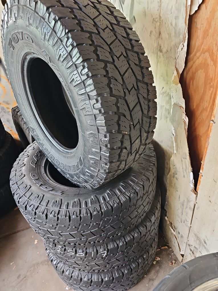 Used Set Of Toyo All Terrain Tires 35 1250 17 Lt for Sale in Glendale ...