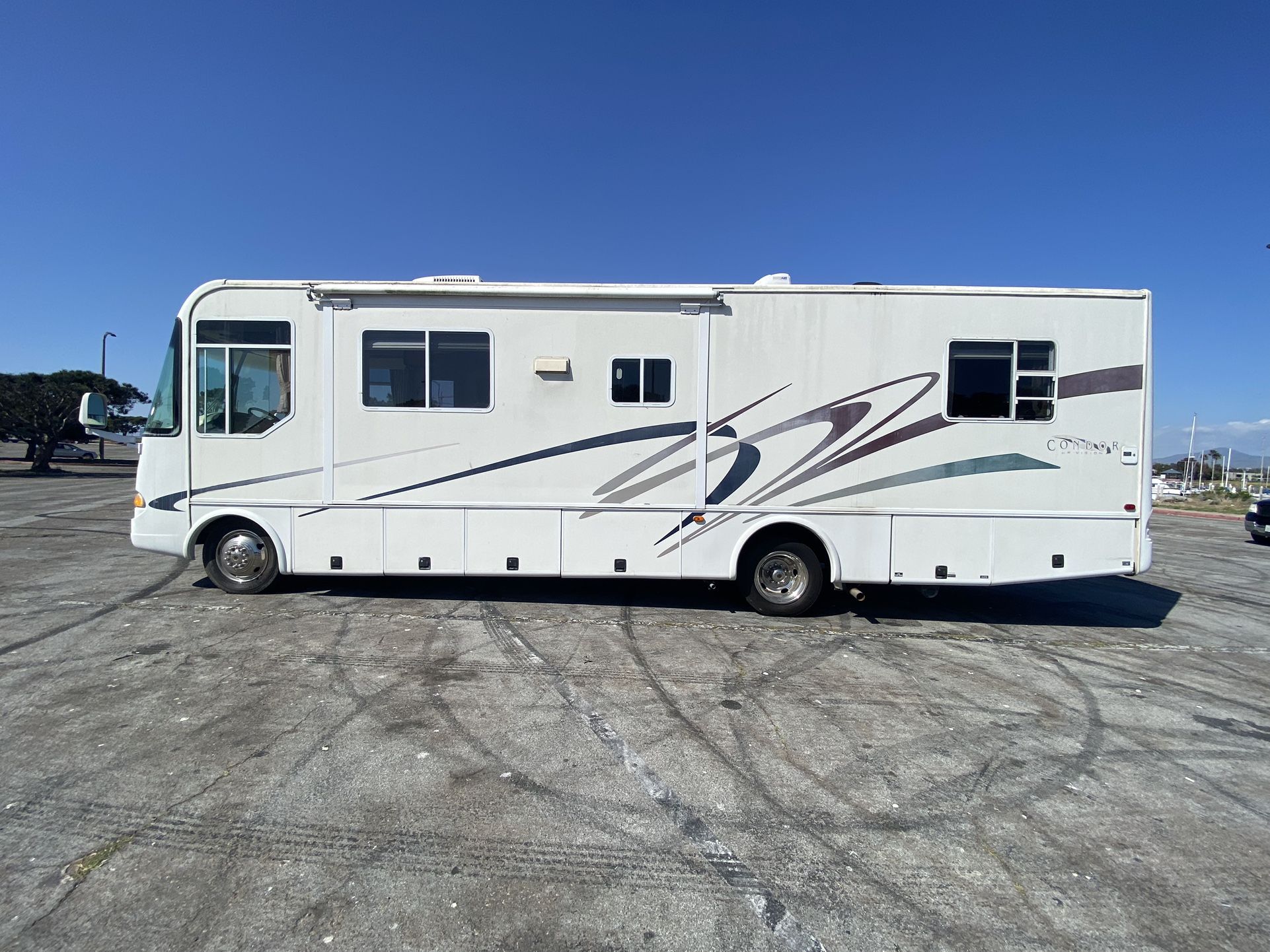 2000 R-Vision Condor for Sale in Bonita, CA - OfferUp