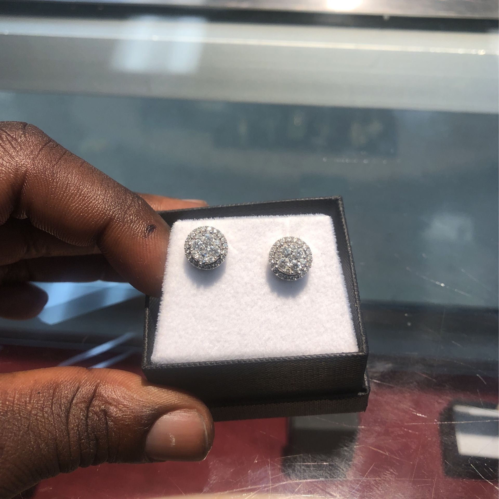 Diamond Stud Earrings for Sale in Houston, TX - OfferUp