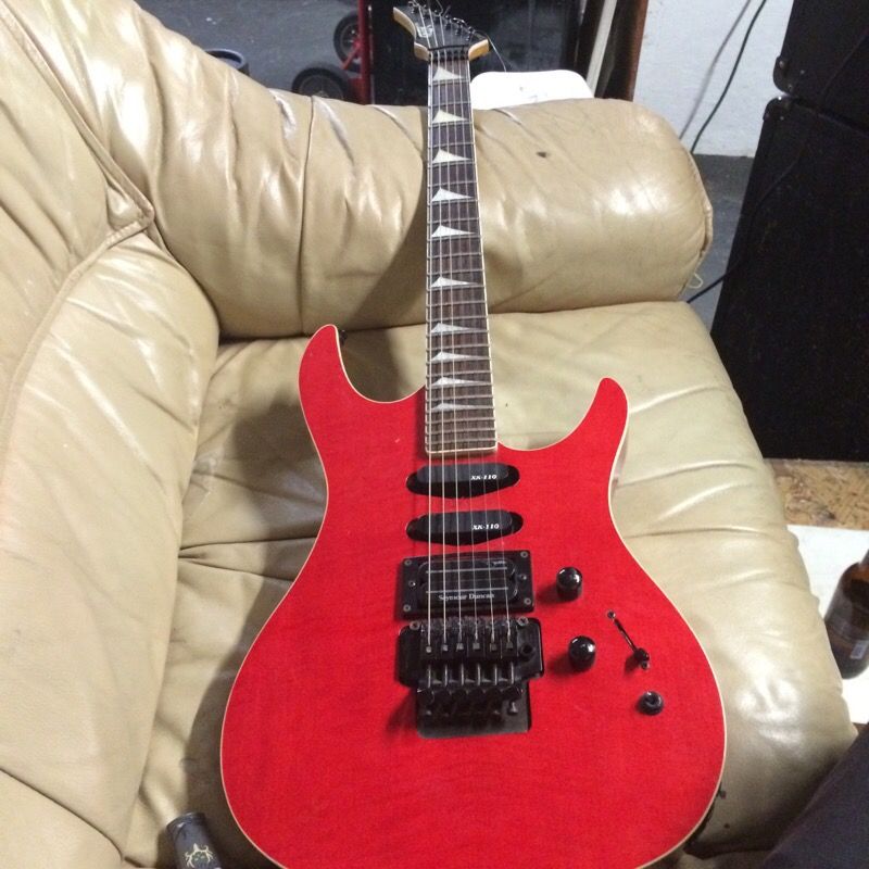 Gtx 33 electric guitar for Sale in Houston, TX - OfferUp