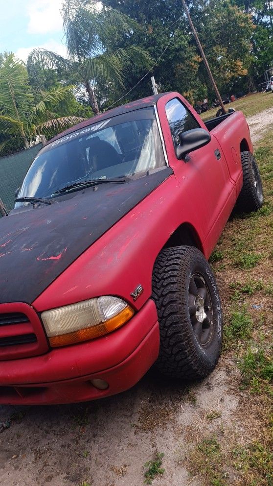 Dodge Dakota V6 MAGNUM for Sale in West Palm Beach, FL - OfferUp