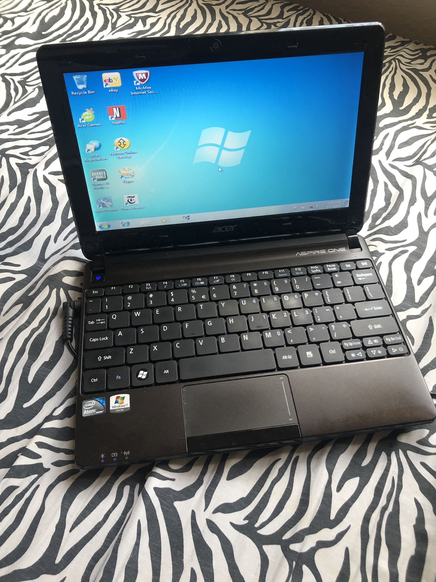 Acer Aspire One netbook Laptop for Sale in Fresno, CA - OfferUp