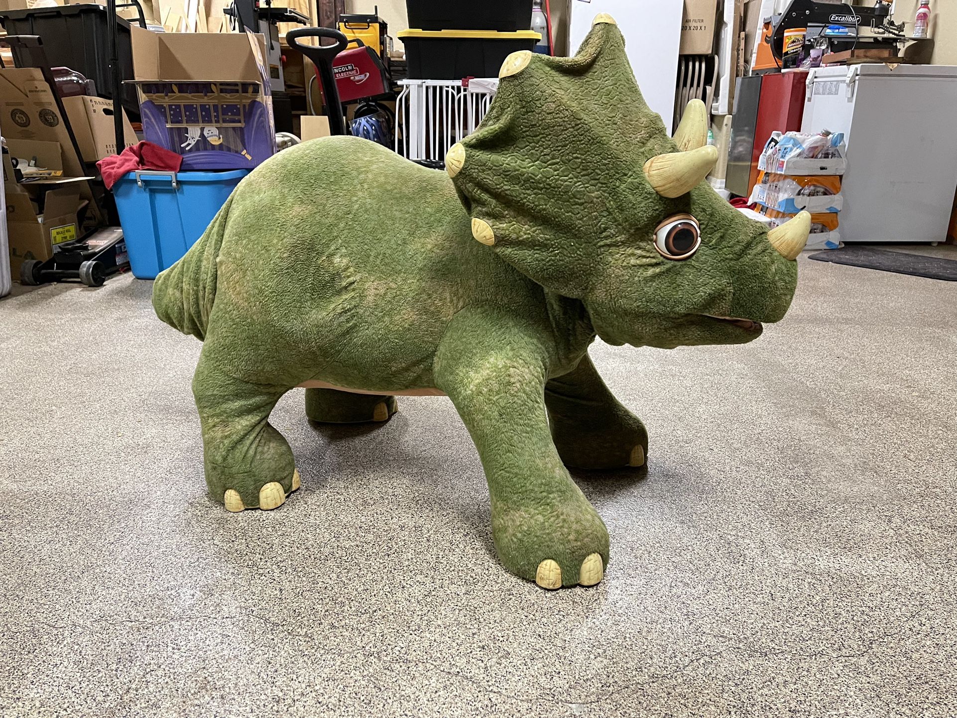 Triceratops, Animatronic Dinosaur for Sale in San Tan Valley, AZ - OfferUp
