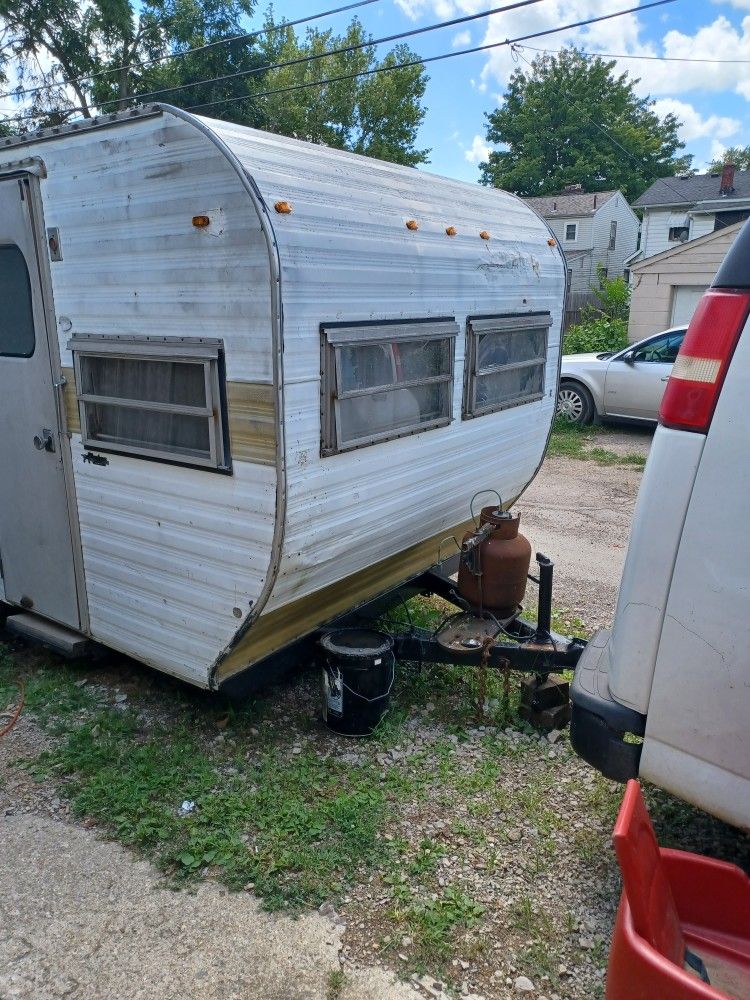1968 Coachman Travel Trailer for Sale in Columbus, OH - OfferUp