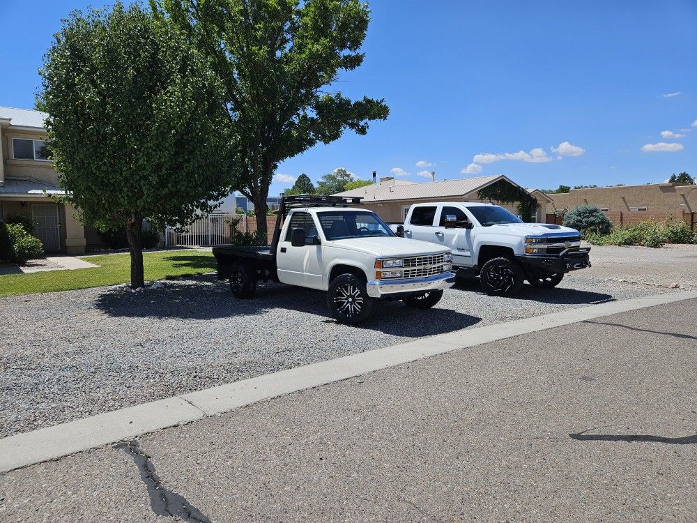 1990 Chevrolet C/K 2500 for Sale in Albuquerque, NM - OfferUp