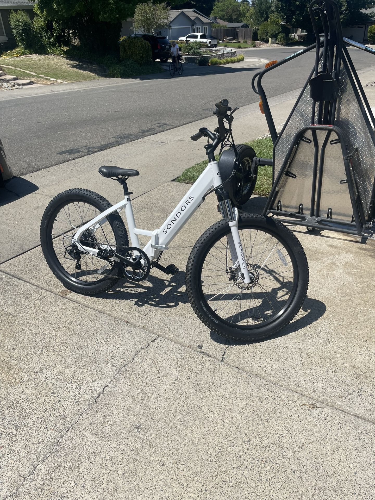 Sondors Smart Step Electric Bike for Sale in Citrus Heights, CA - OfferUp