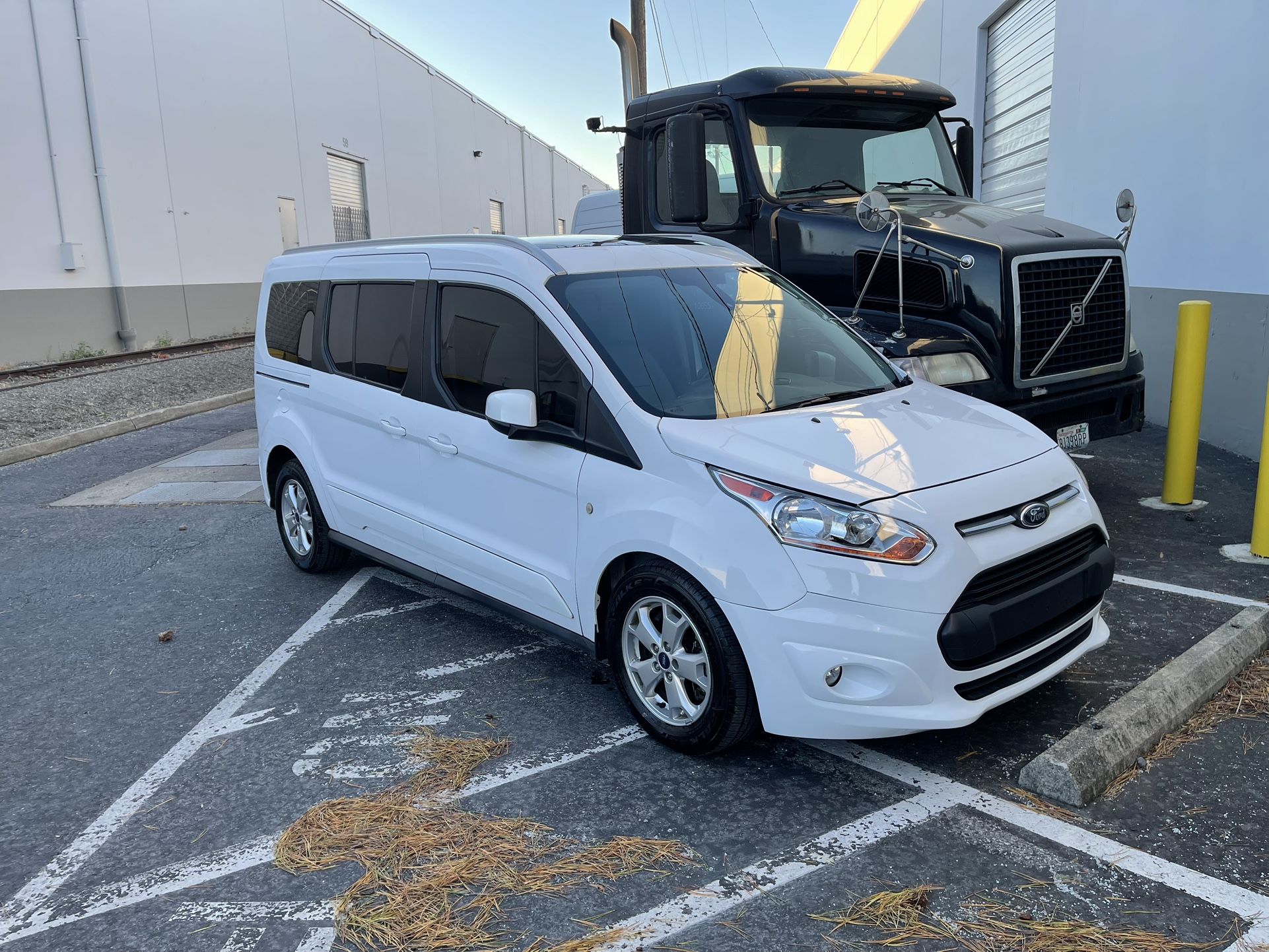 2014 Ford Transit Connect Passenger for Sale in Seatac, WA - OfferUp