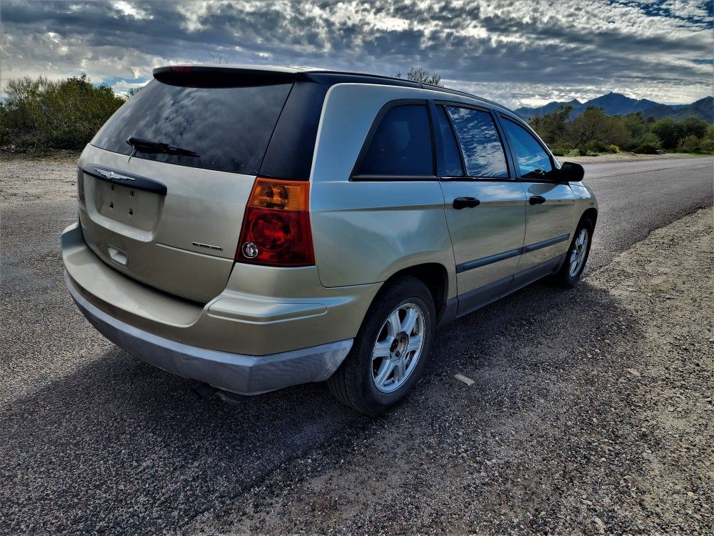 2005 Chrysler Pacifica AWD. 97k. Similar to Honda Toyota Nissan Chevy ...