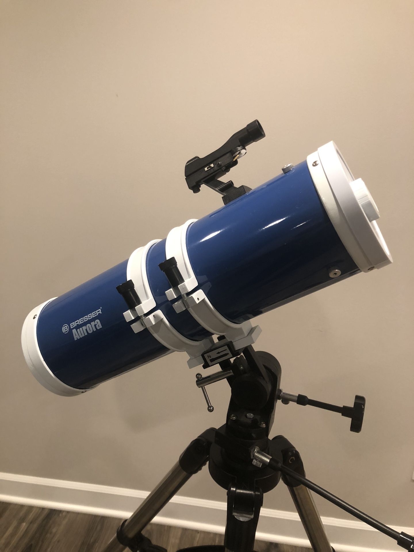 Explore One Aurora 114mm Reflector Telescope for Sale in Northbrook, IL ...