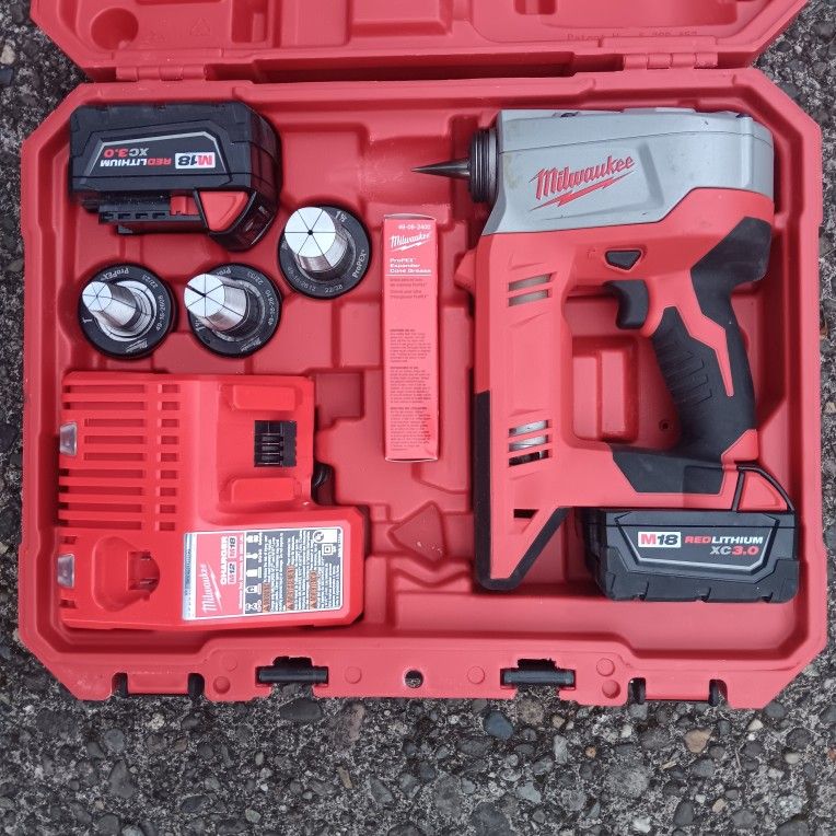 Milwaukee 2632-22XC 1-1.25-1.5in Dies Pex Propex Expander. Two 3.0s ...