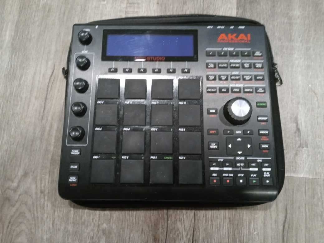 Akai MPC Professional Edition for Sale in Los Angeles, CA - OfferUp