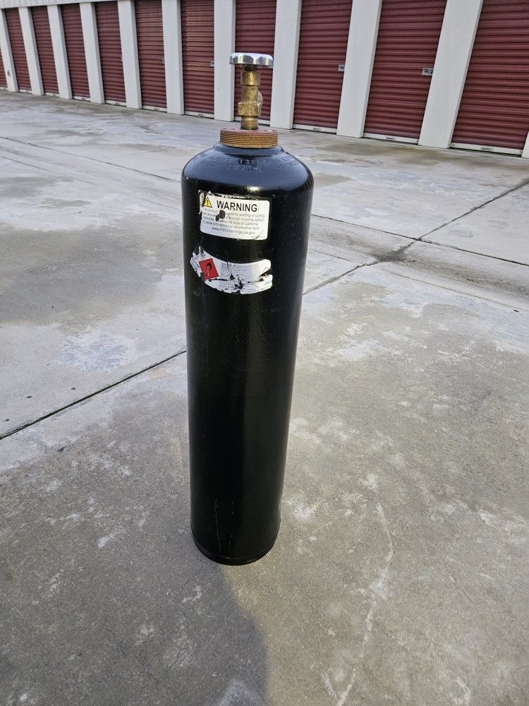 Full Acetylene Gas Cylinder 145 Cu Ft Cutting Torch Fuel. for Sale in ...