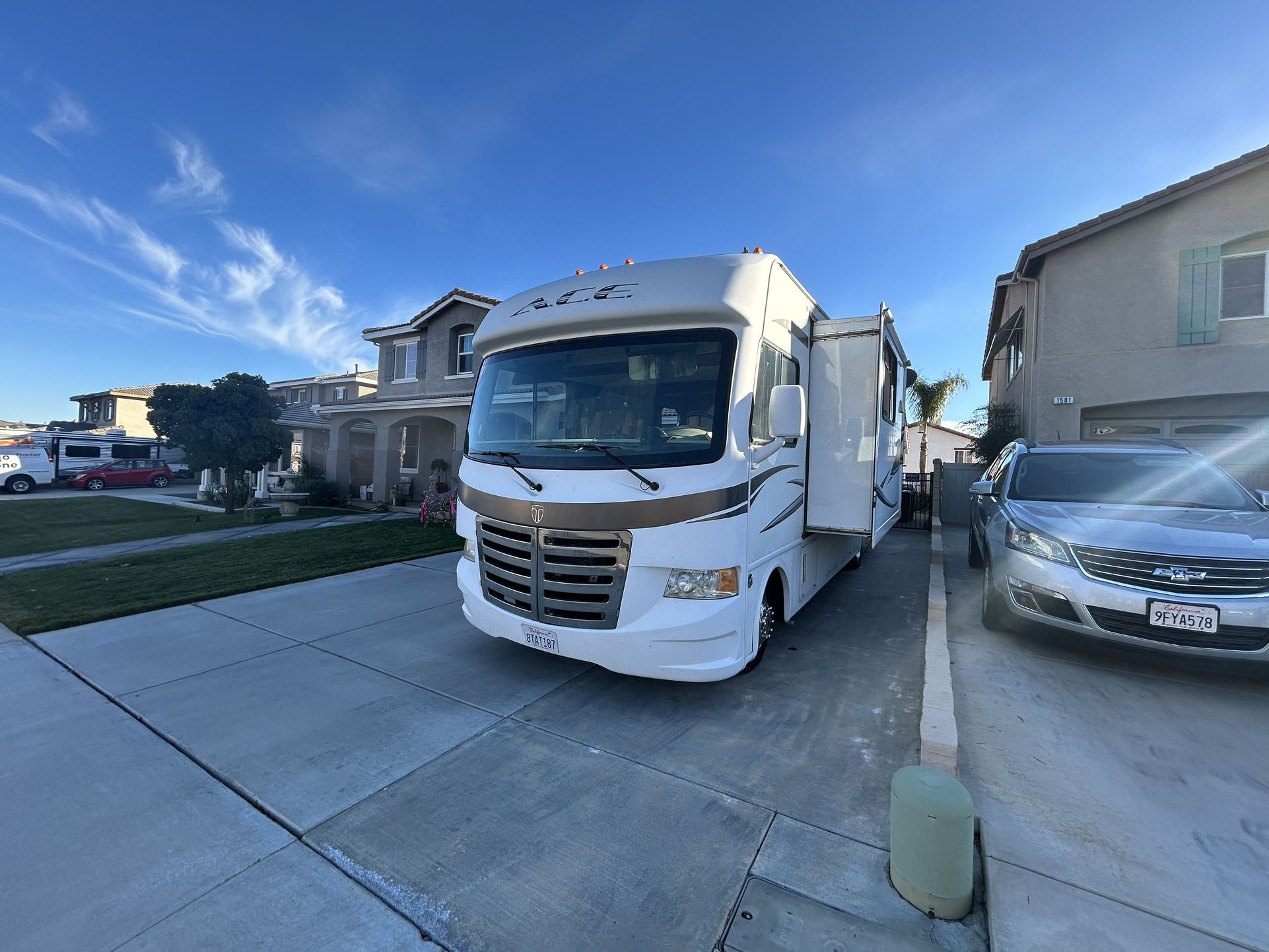 2011 Thor Ace 29.1 for Sale in Beaumont, CA - OfferUp