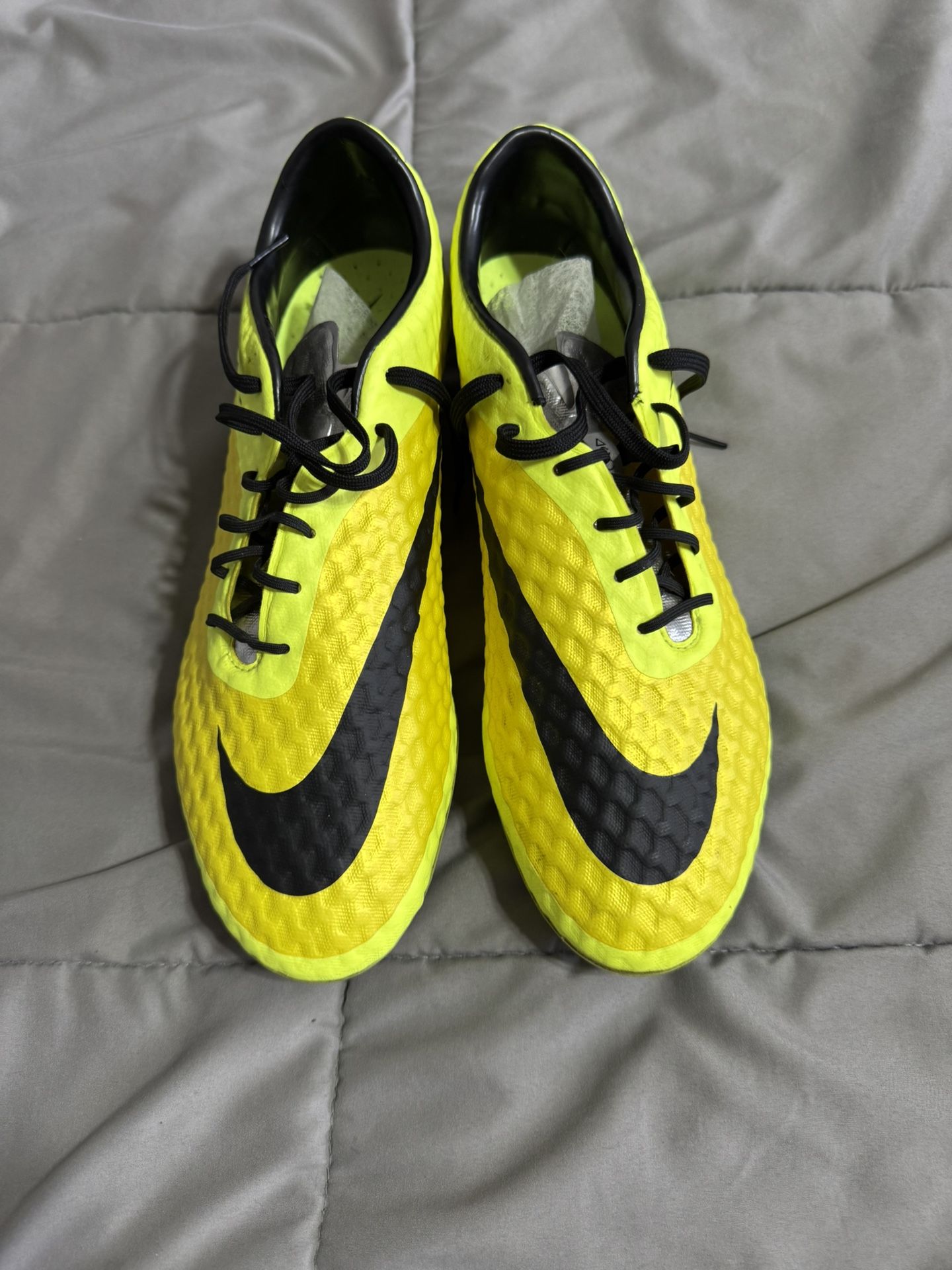 Nike Hypervenom Phantom FG Vibrant Yellow/Black/Volt Ice for Sale in ...