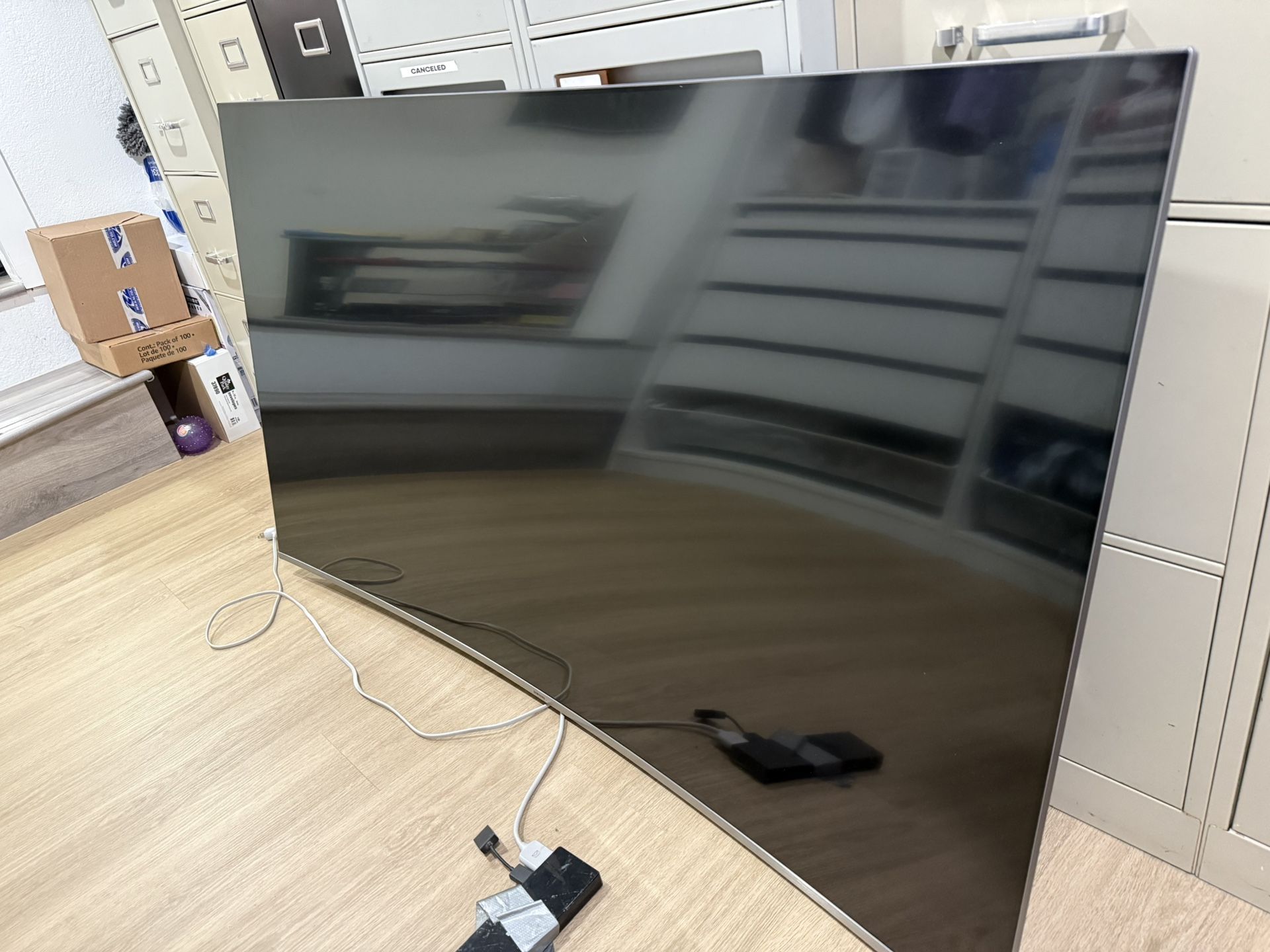 Samsung smart tv curved 65 inch for Sale in Buena Park, CA - OfferUp