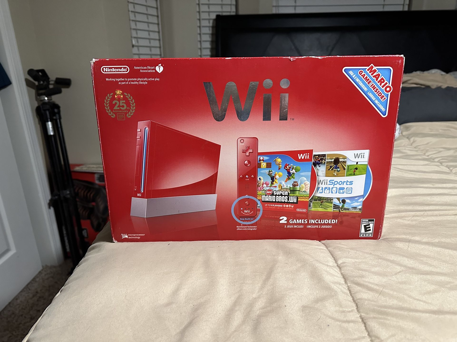 Wii 25th Anniversary (Red) (Complete With Box) for Sale in Bakersfield ...