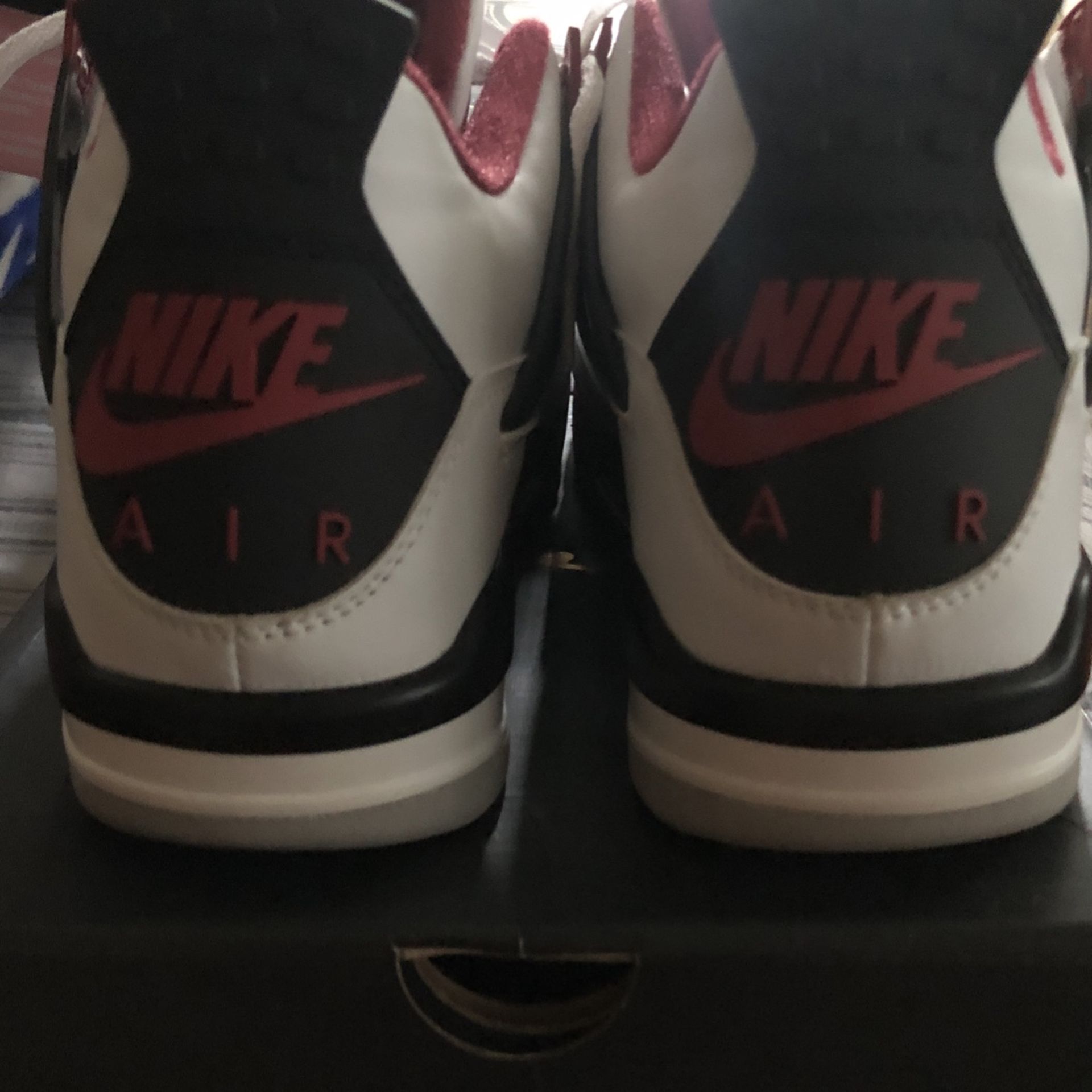 Fire Red 4s R3ps for Sale in Los Angeles, CA - OfferUp