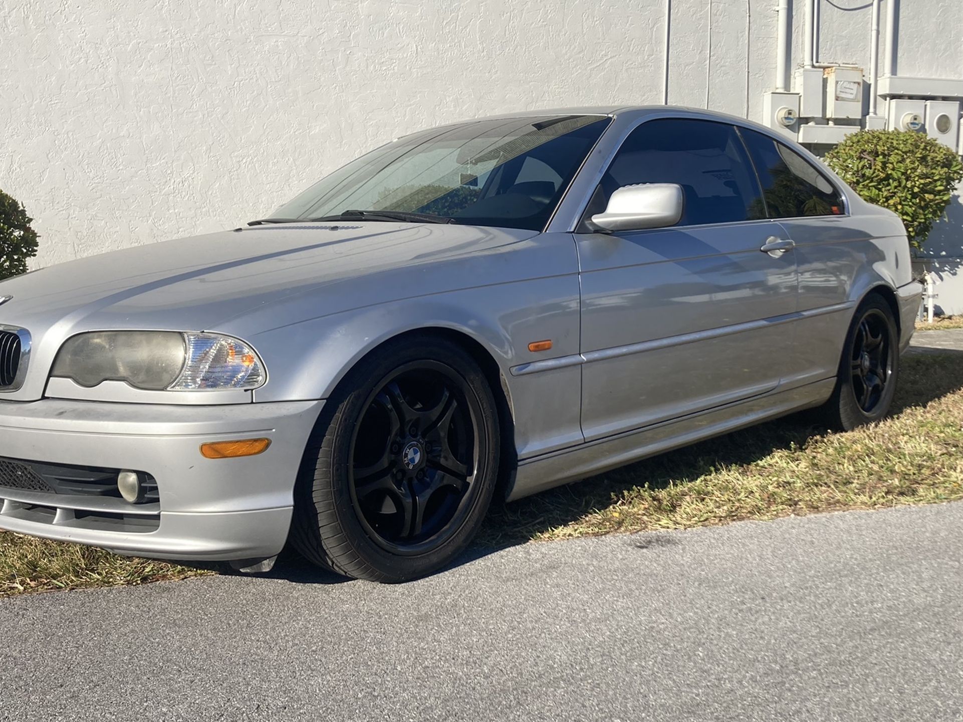 2001 BMW 325Ci for Sale in Deerfield Beach, FL - OfferUp