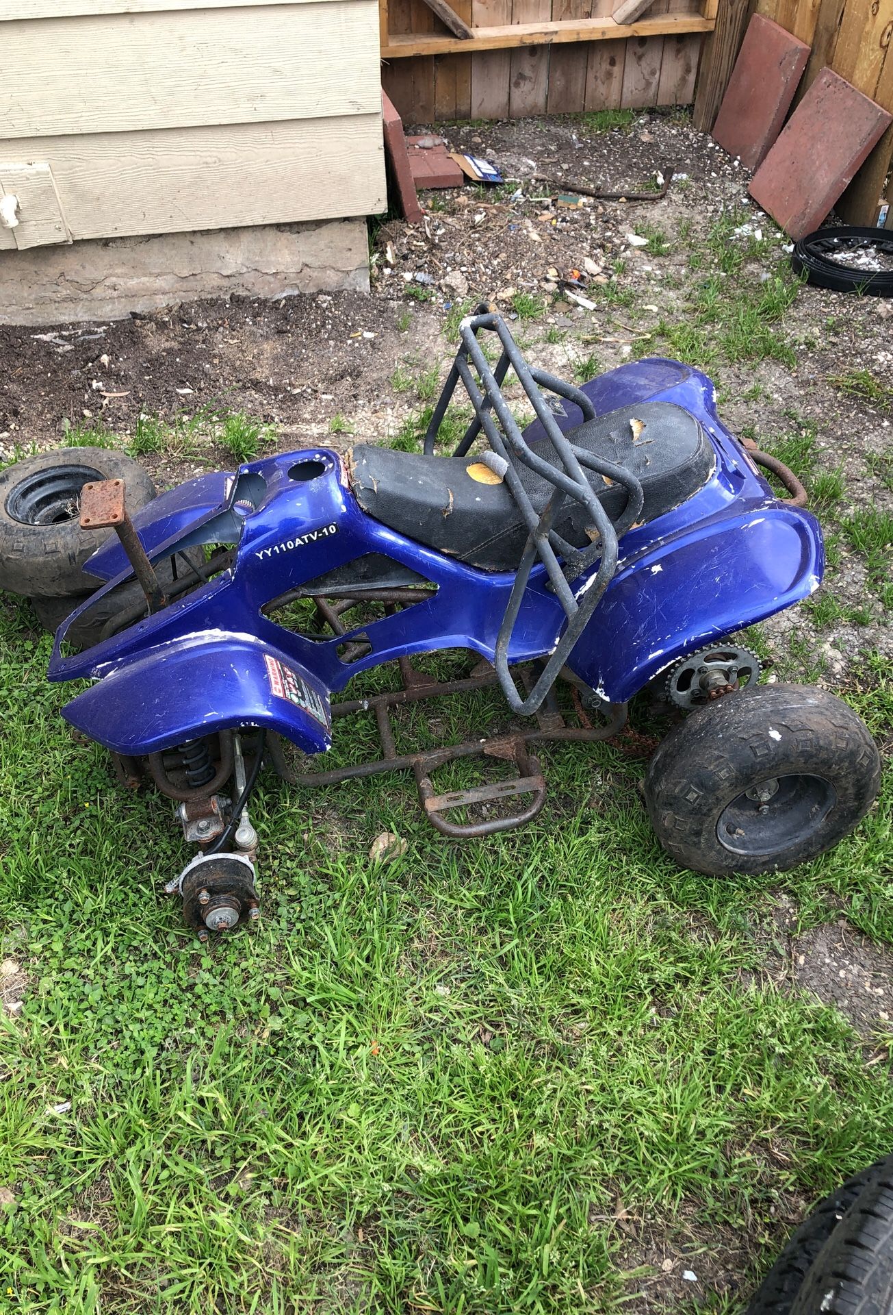 Small four wheeler frame no engine for Sale in Saint Hedwig, TX - OfferUp