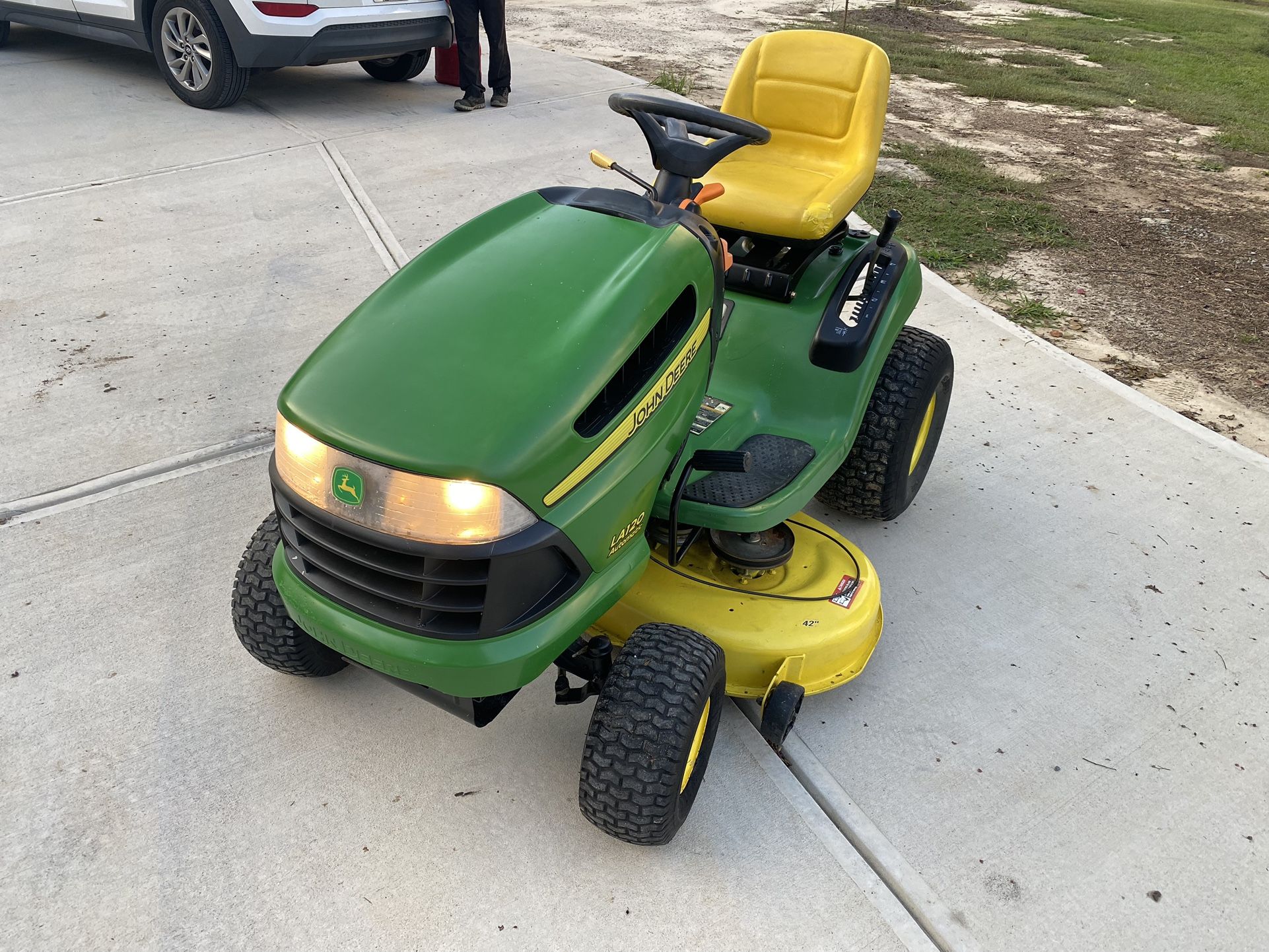 John Deere LA120 ( 548hrs ) for Sale in Fuquay-varina, NC - OfferUp