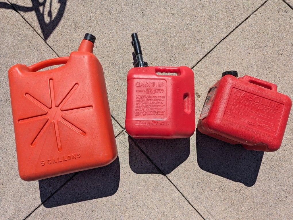 Gas Can Lot for Sale in Gettysburg, PA - OfferUp