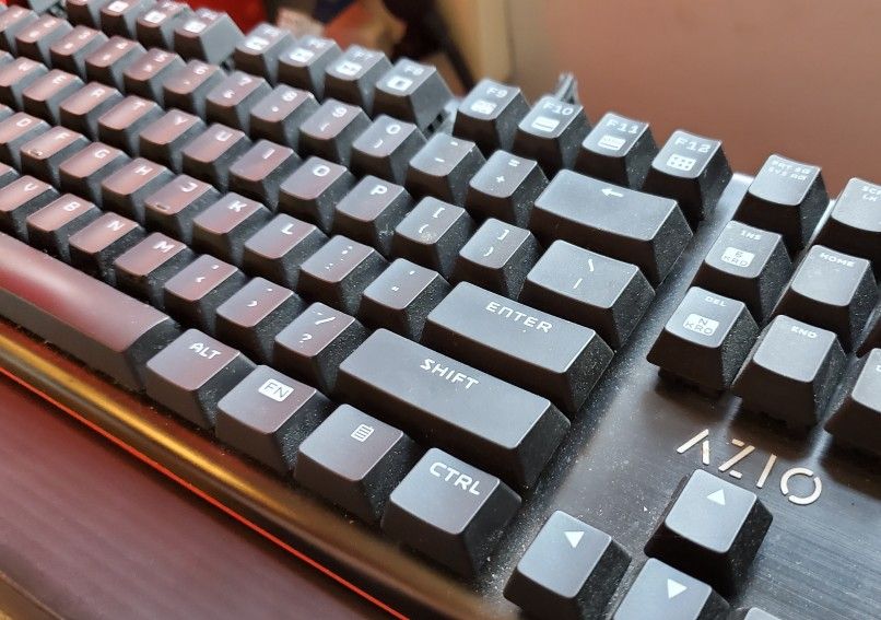 AZIO MGK1 Backlit Mechanical Gaming Keyboard for Sale in Somerville, MA ...