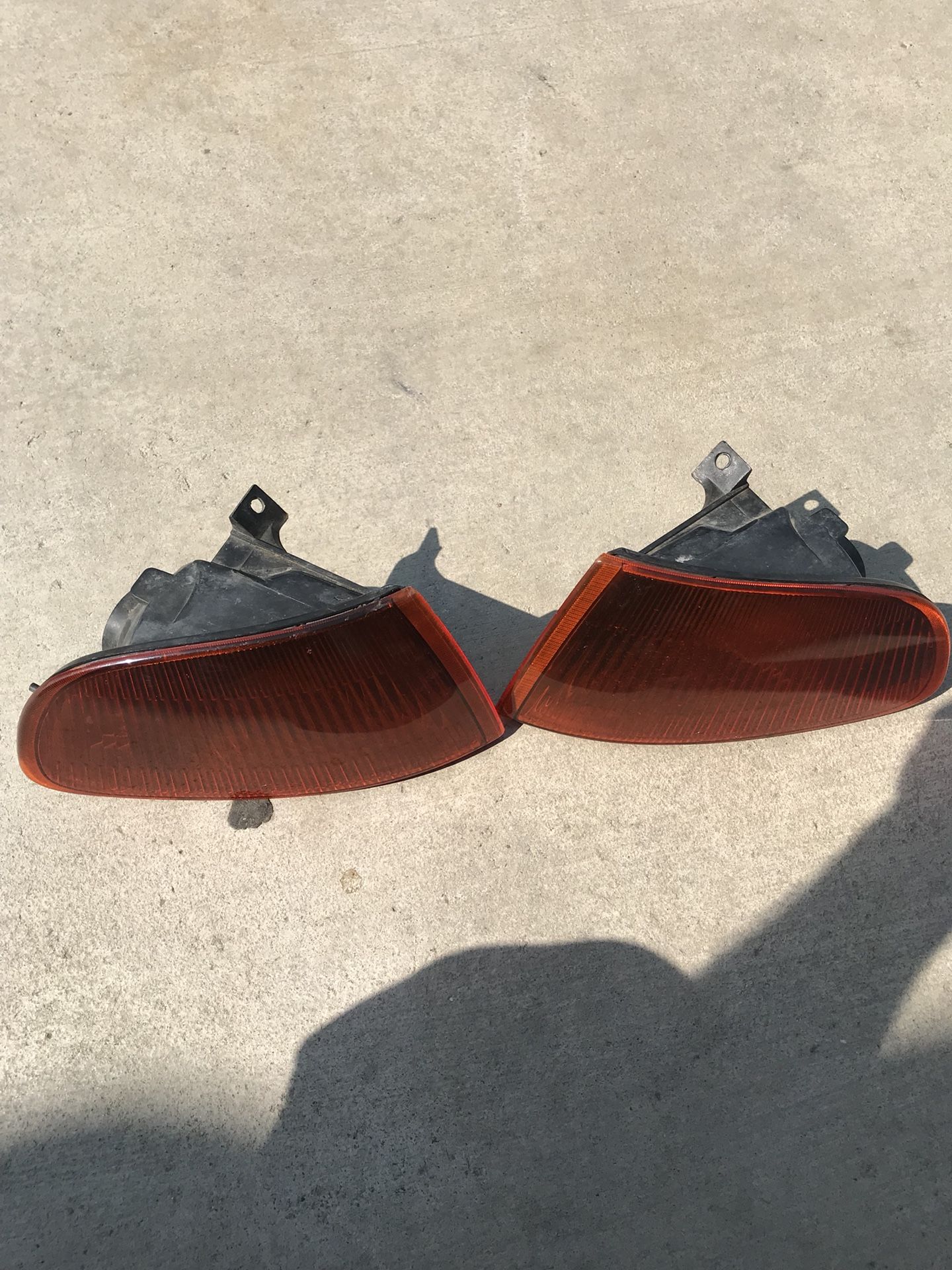 Vision Technica EG6 SiR Amber Corner Lights for Sale in Wasco, CA - OfferUp